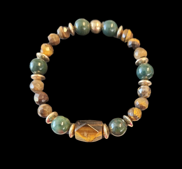 Bloodstone meets Tiger's eye – Divinely Gifted Crystals